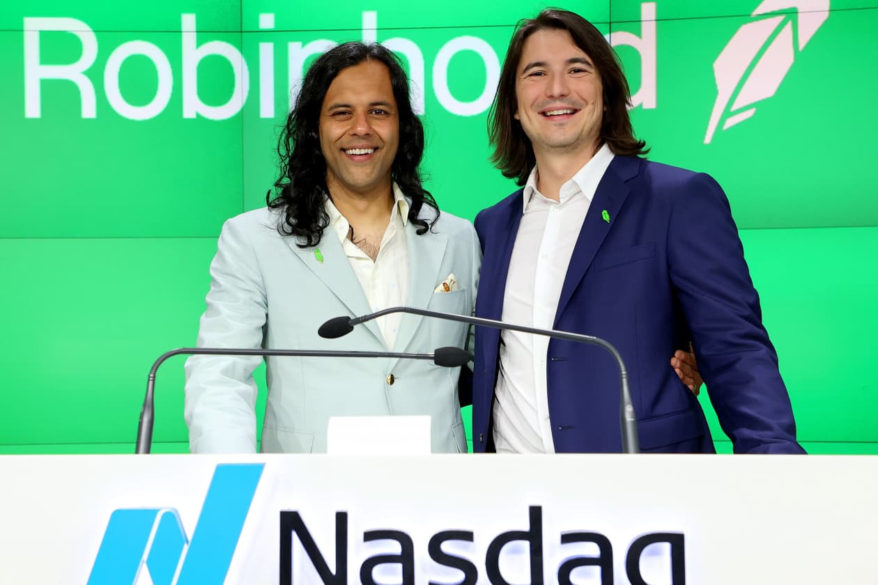 Robinhood brings AI to its customers with Pluto Capital acquisition ...