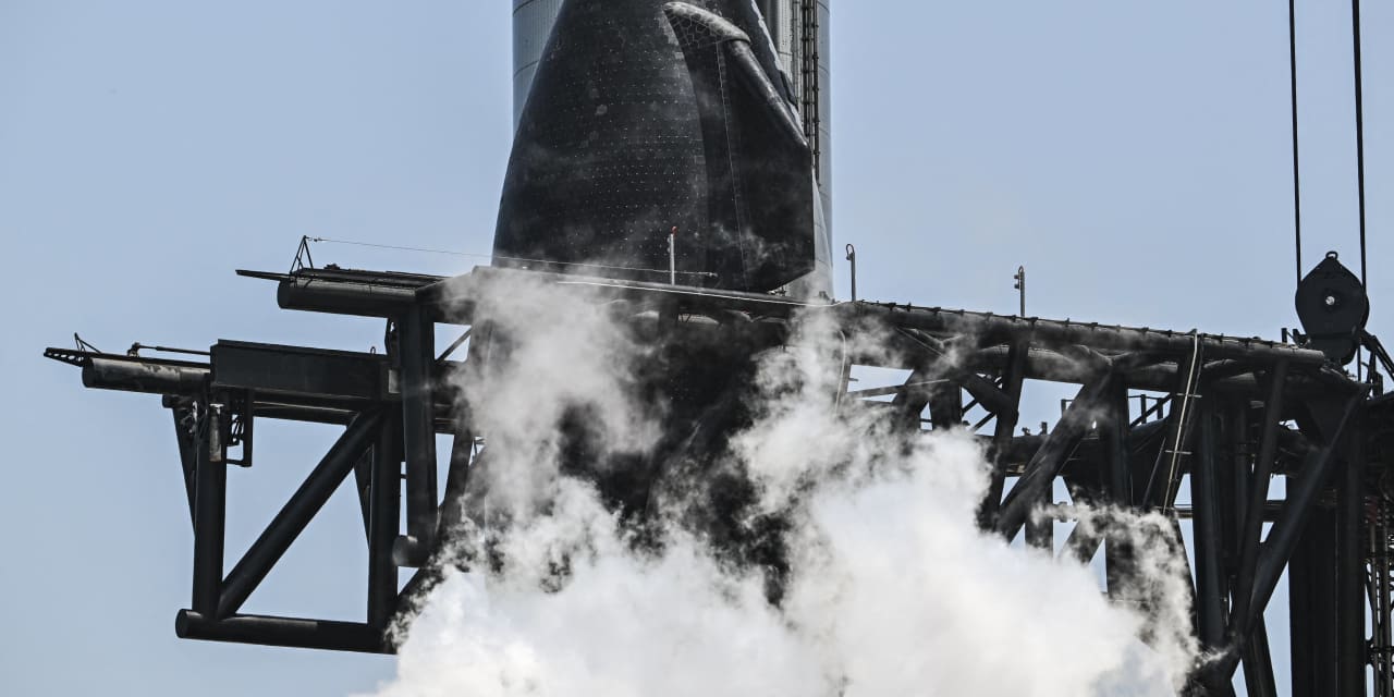 Elon Musk’s SpaceX preps fourth Starship flight test in a busy week for ...