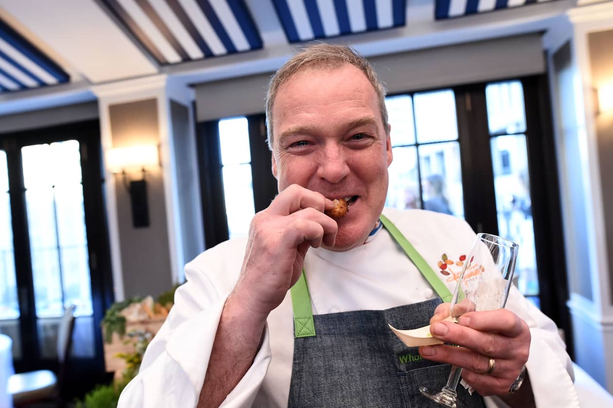 How chocolate master Jacques Torres nails it as a chef, father of young ...