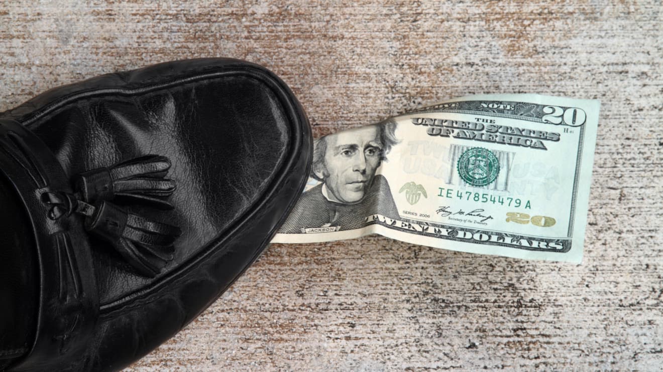 CFO of high-end shoe company embezzled $30 million in failed bid to woo ...