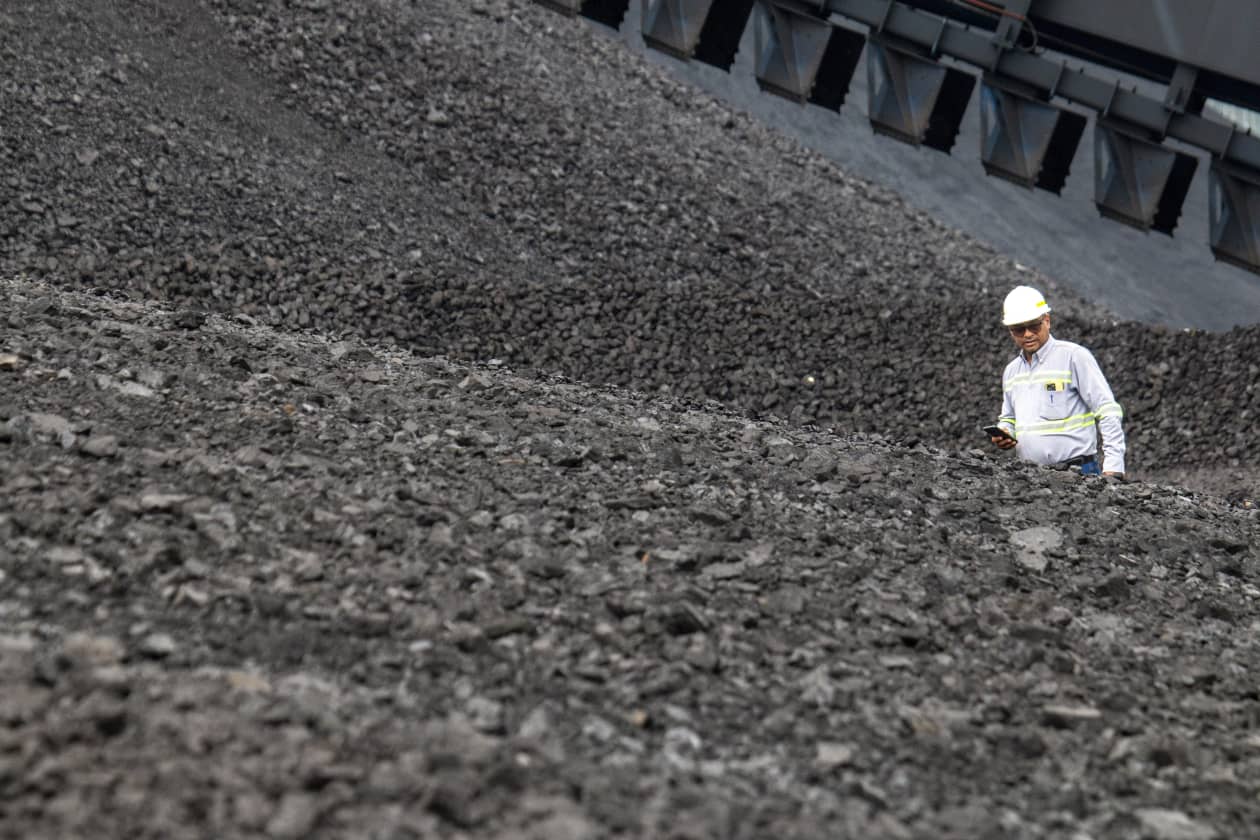 Coal companies Consol Energy and Arch Resources see shares rally on $5 ...