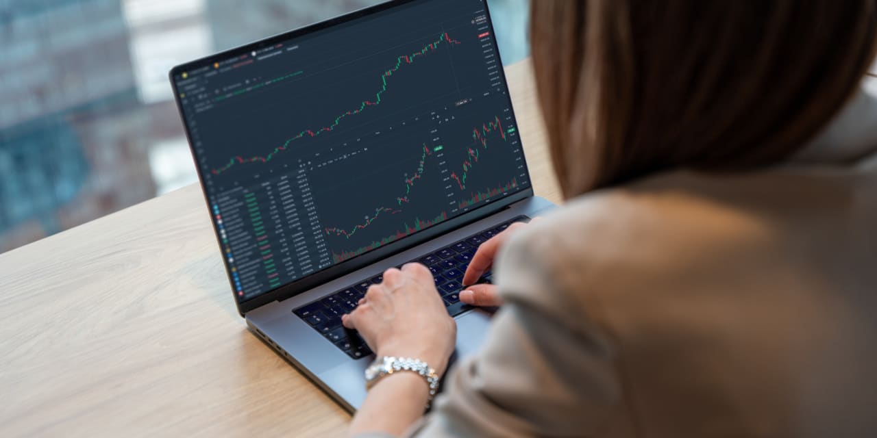 How much tech stock is too much in your portfolio right now? 7 ...