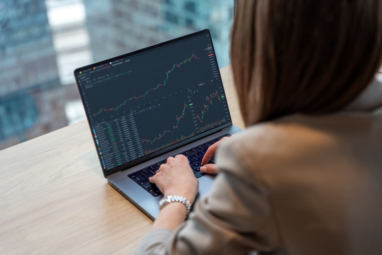 How much tech stock is too much in your portfolio right now? 7 ...