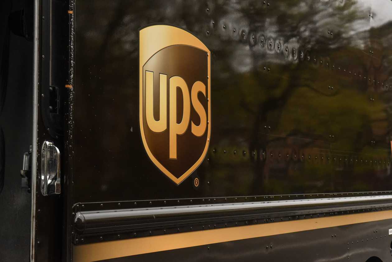 UPS stock soars to a record after profit and revenue beats and an ...