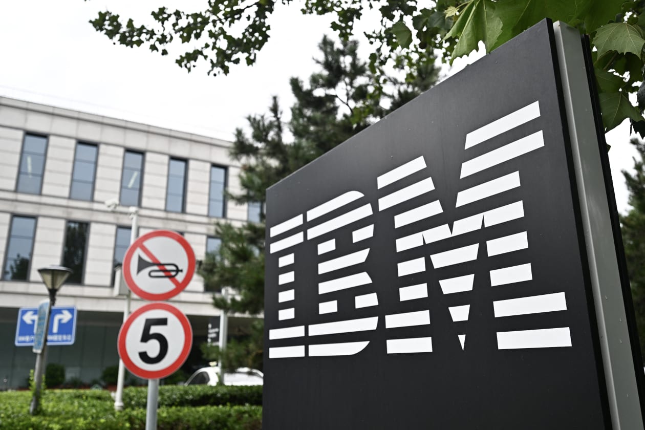 Did Trump spark an IBM stock rally? It’s complicated. - MarketWatch