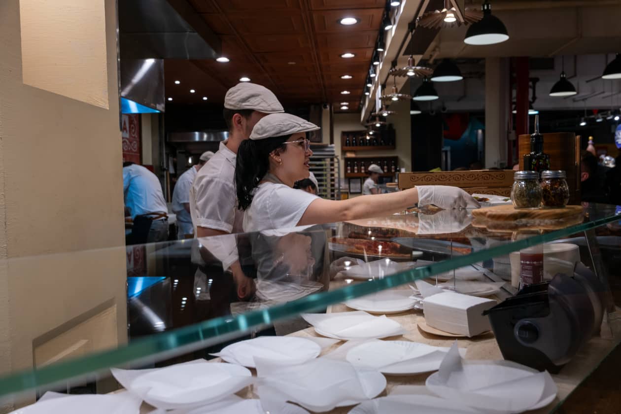 Businesses add 41,000 jobs in December, ADP says. U.S. jobs market not ...