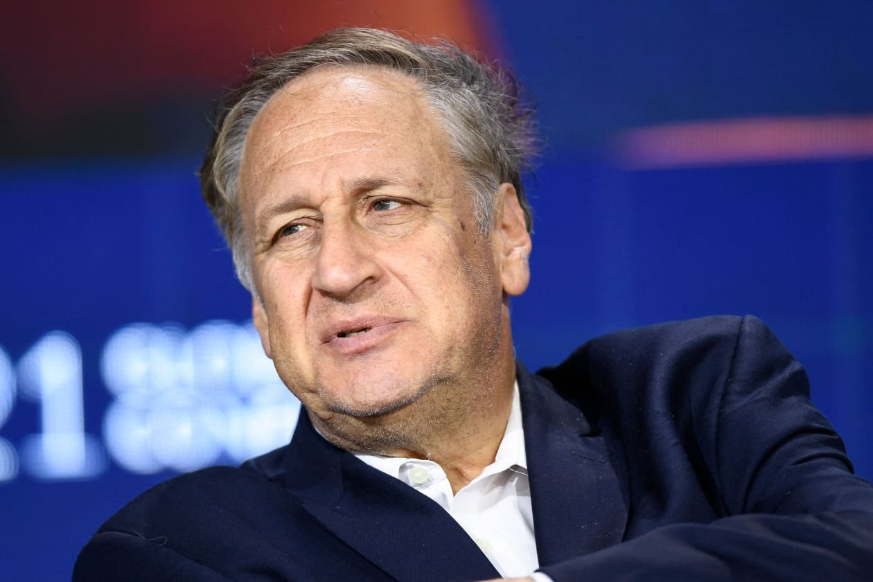 AMC CEO slams ‘prophets of doom,’ says company is ‘blazing new trails ...