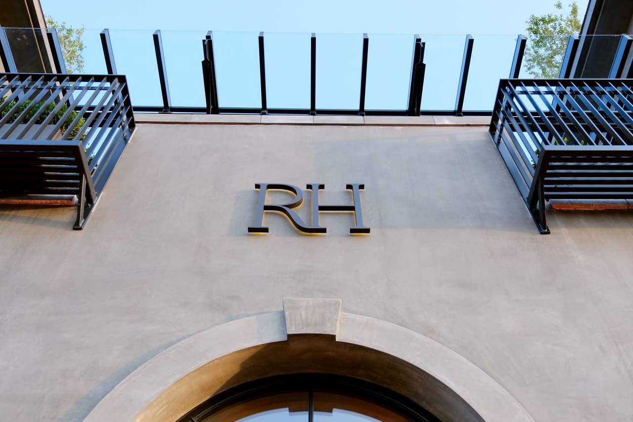 Why Restoration Hardware Holdings Stock Plunged Today