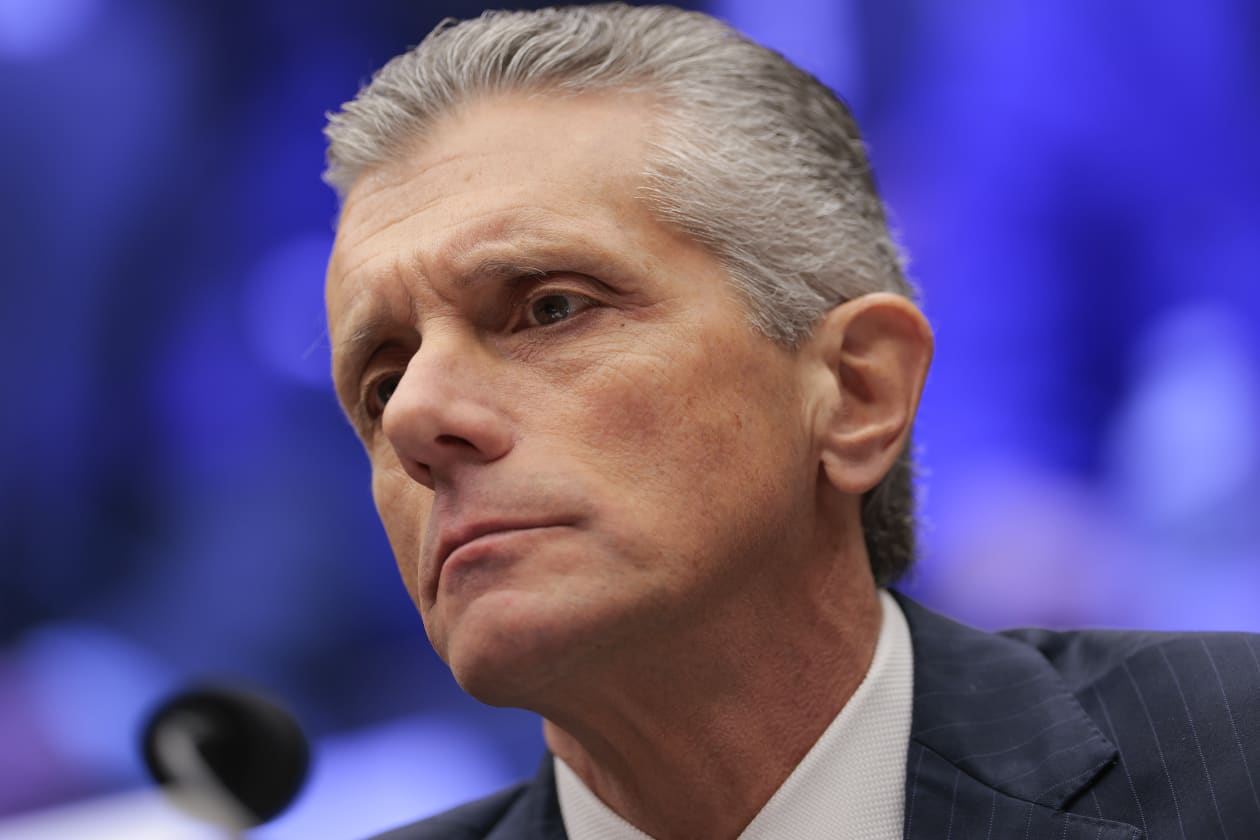 Cigna’s longtime CEO to step down as health insurers face growing ...