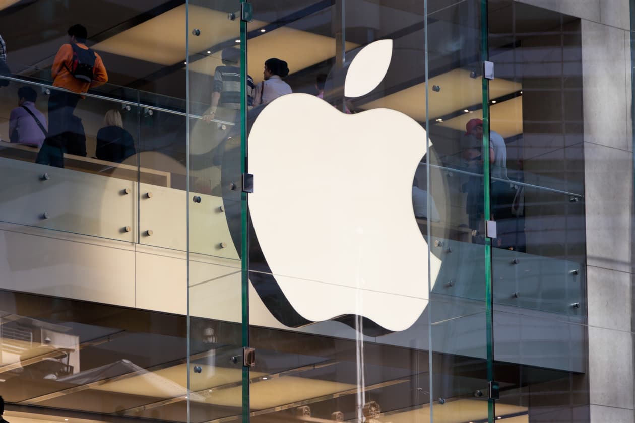 Apple and Microsoft market caps reached their largest spread on record ...