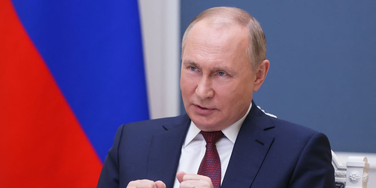 Opinion: Even though Putin knows he probably cannot win in Ukraine, a ...