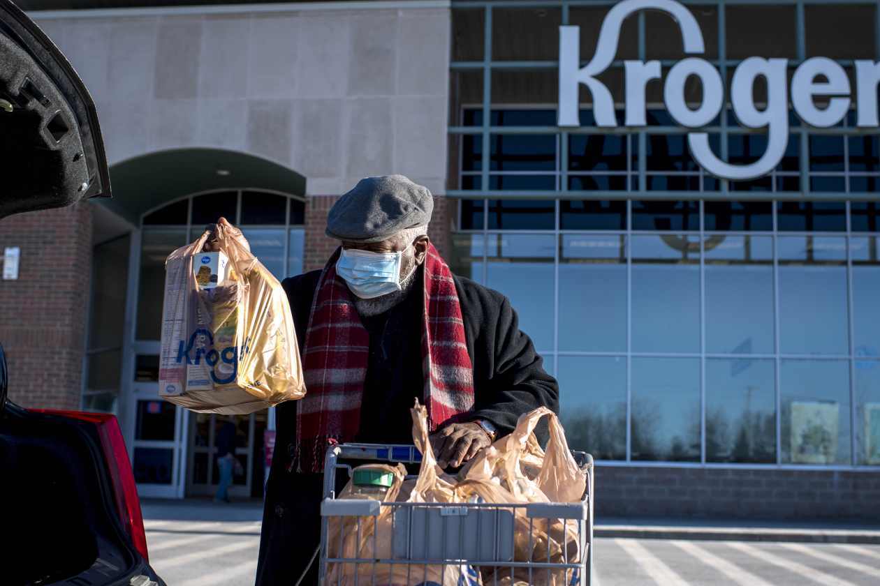 Kroger to end some COVID-19 benefits for unvaccinated workers - MarketWatch