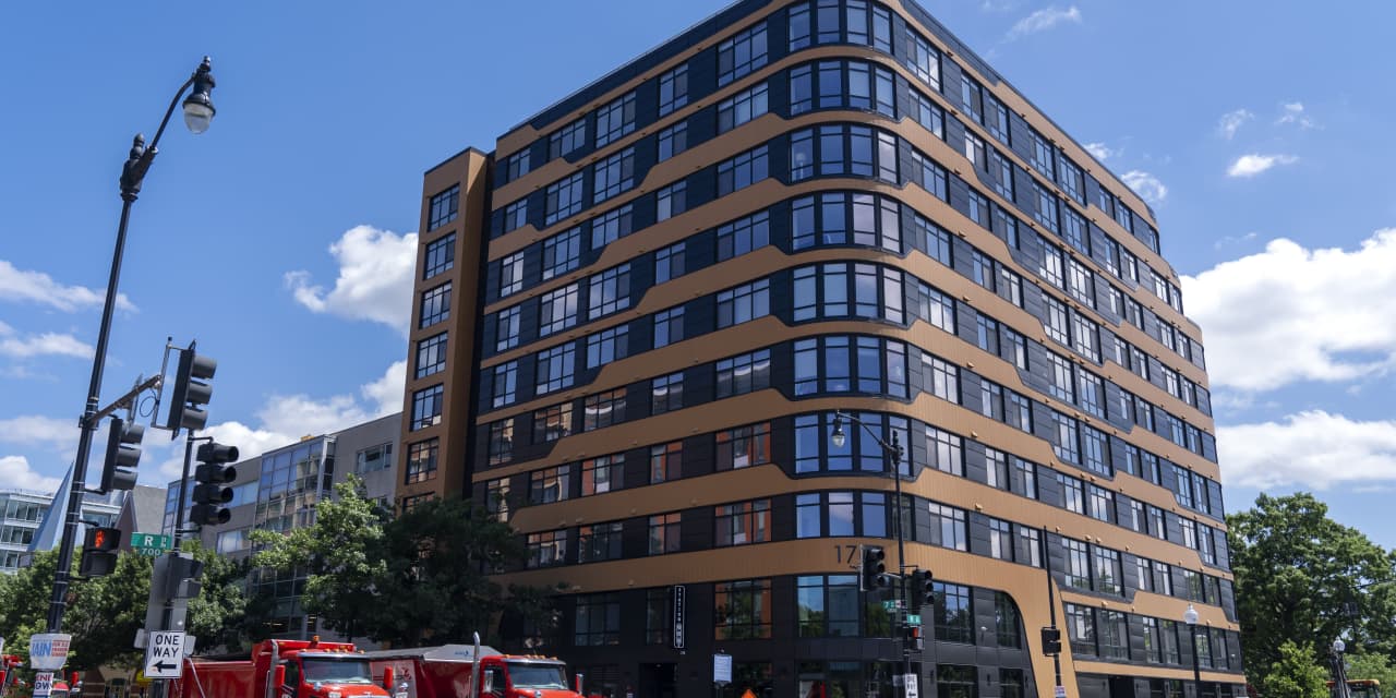 Amazon adds $1.4 billion for affordable housing fund in regions where it has corporate offices ...