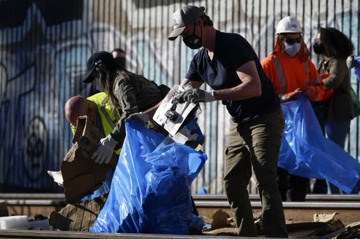 California governor vows state help in cracking down on L.A. rail theft ...