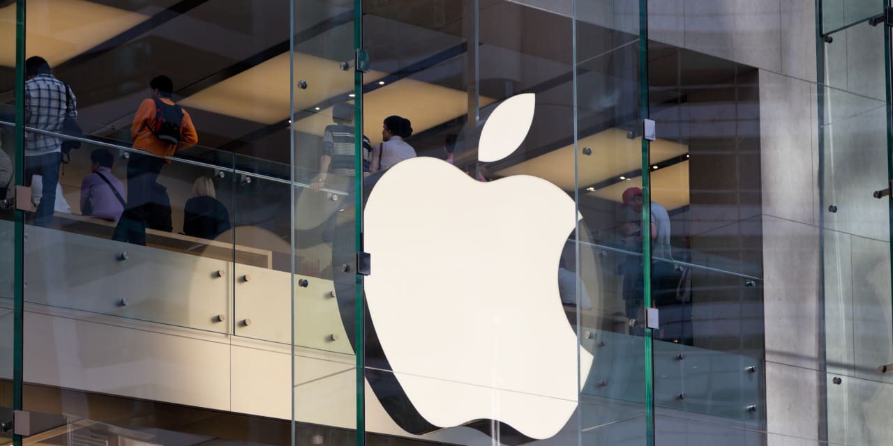 Apple just reported its best performance of the past five years by ...