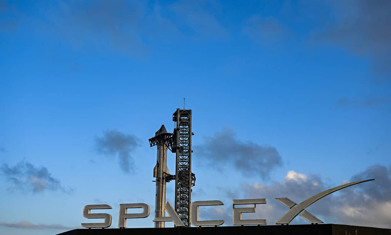 SpaceX rocket being tested in Texas explodes - MarketWatch