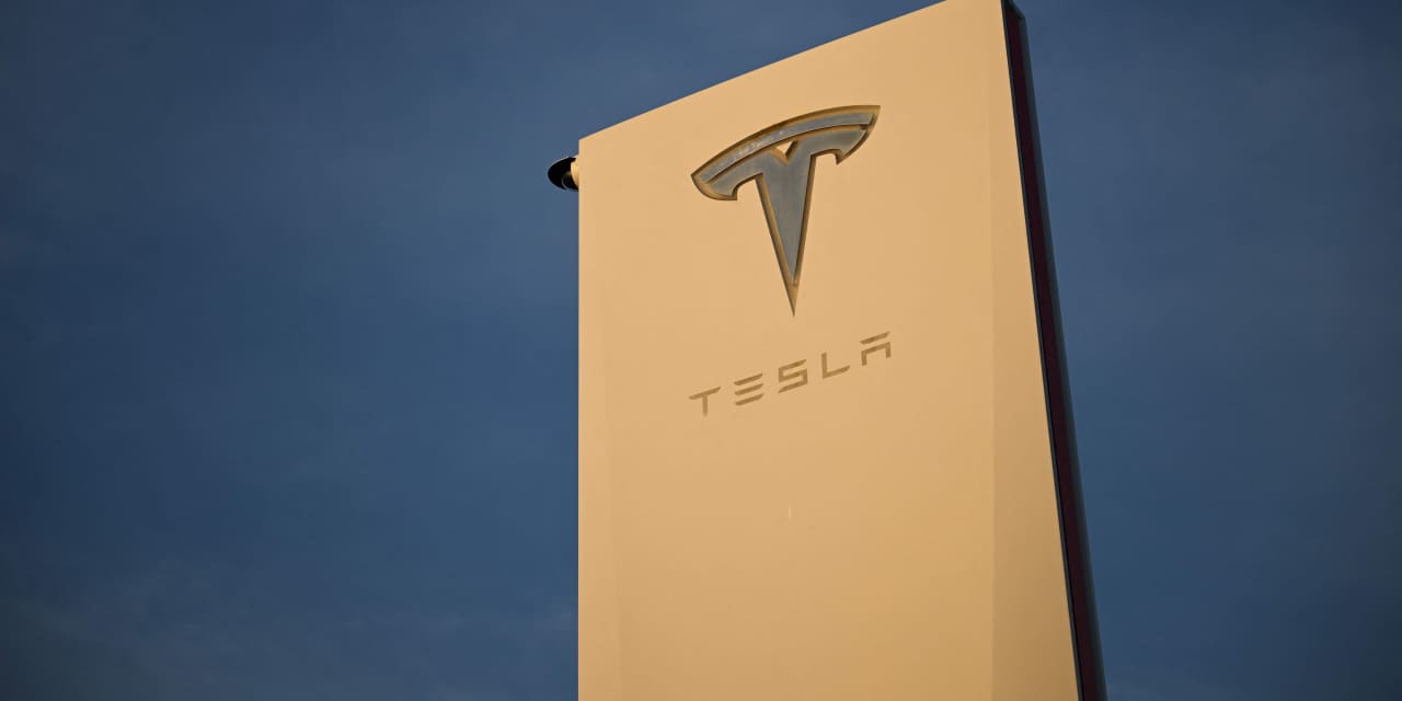 Tesla earnings could offer hope for the stock. But this has to happen ...