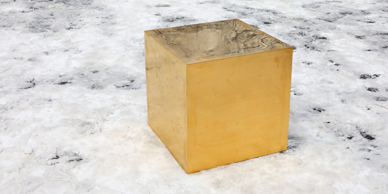 There was an $11.7 million gold cube in Central Park — some think the ...