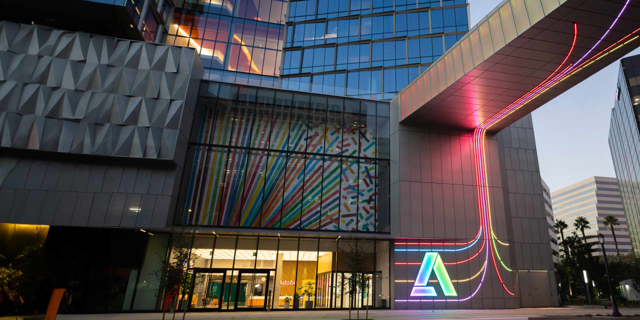 Adobe had a bang-up 2023, but a tepid 2024 revenue forecast is dinging ...