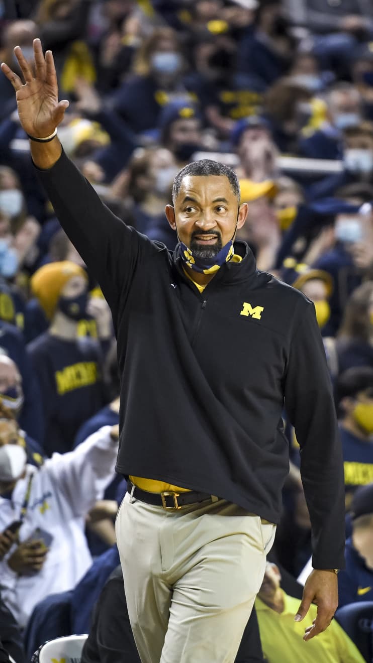 Michigan basketball coach Juwan Howard suspended after brawl following ...