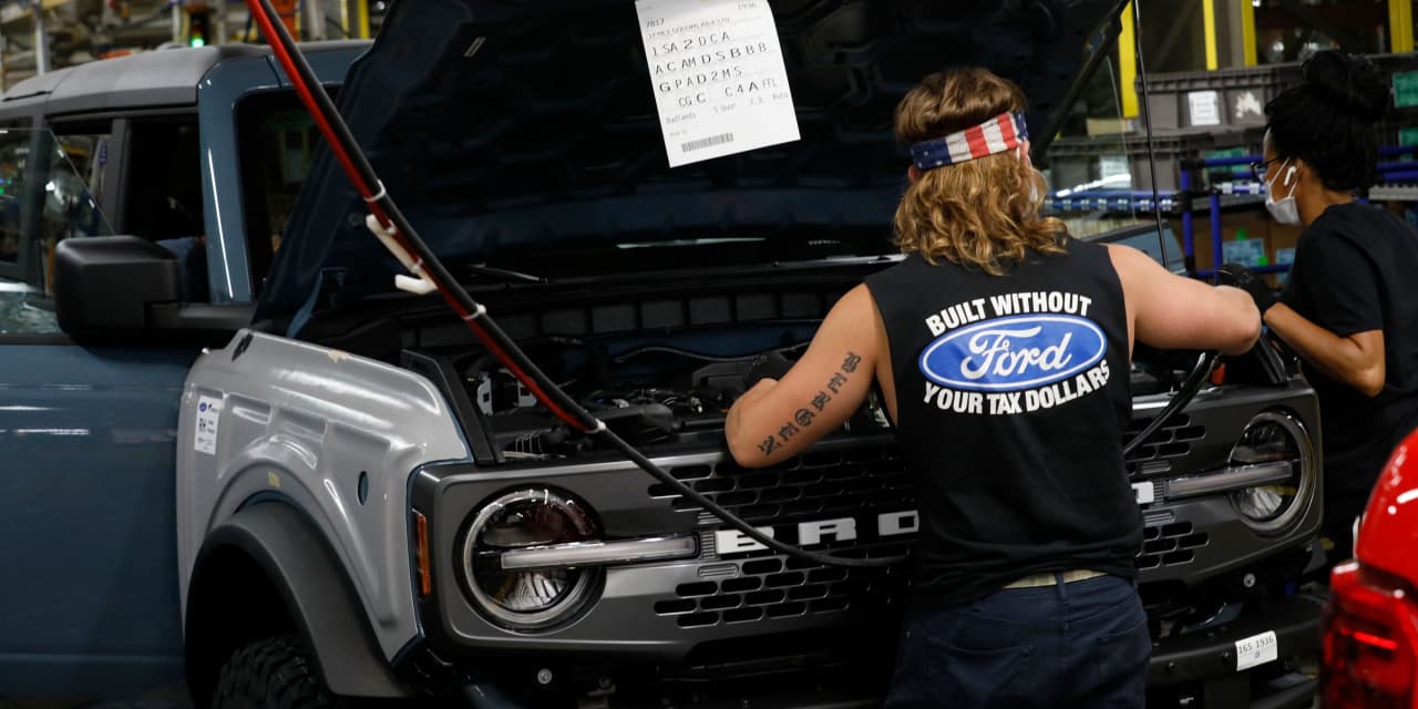 Here’s what is pushing Ford’s stock to its worst showing in 4 years ...