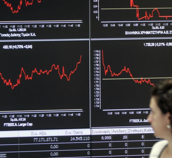 Opinion: Top investors dump stocks -- why that might mean you should ...