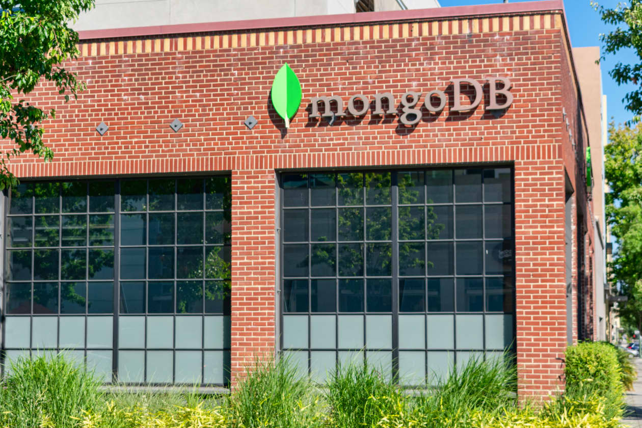 MongoDB’s stock set to tumble by a quarter as management voices caution ...