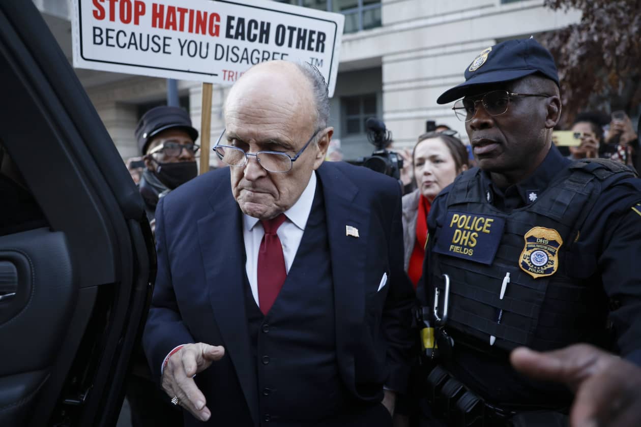 Rudy Giuliani is scrambling to find a buyer for his NYC condo or risks ...