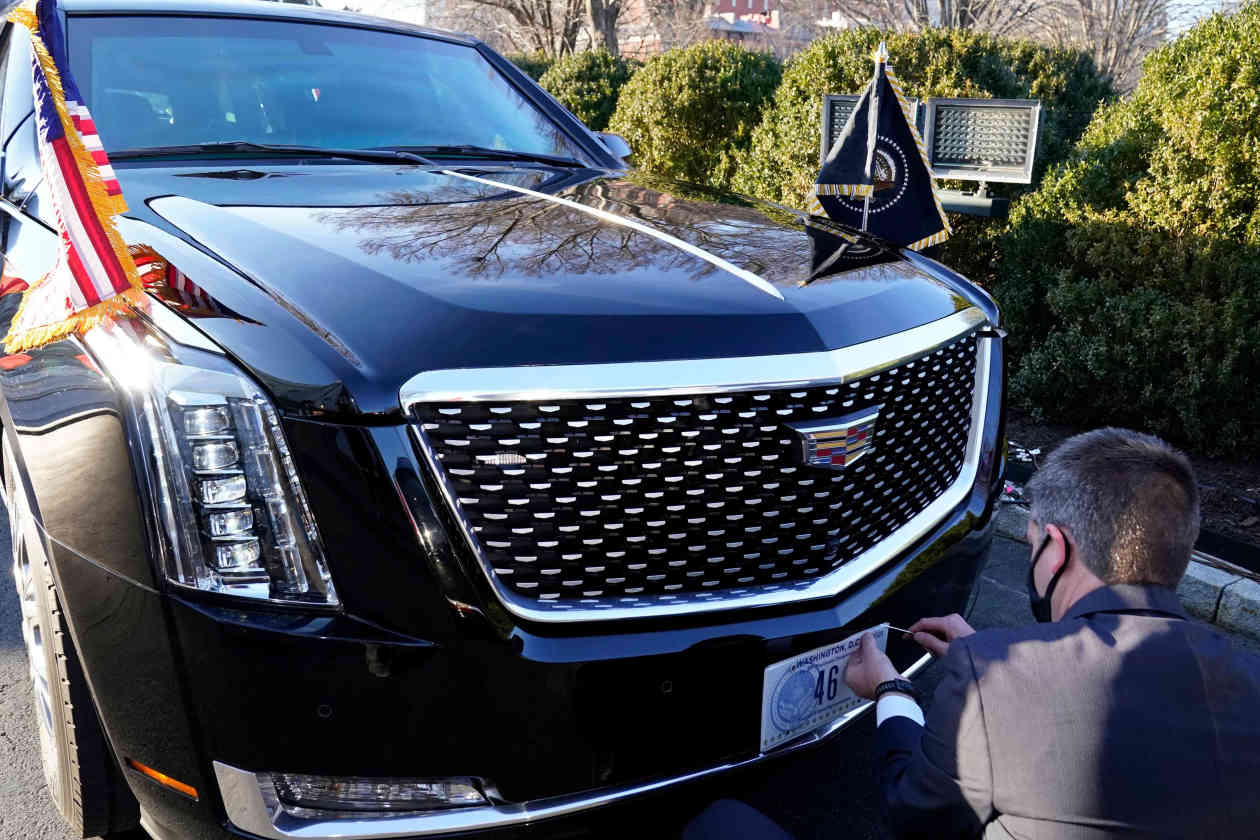 Two men posed as federal agents and provided gifts to Secret Service ...