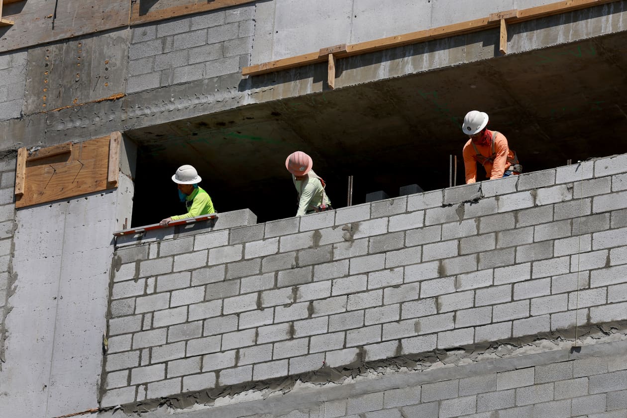 Solid job growth, sharp wage gains sends Treasury yields up by the most ...