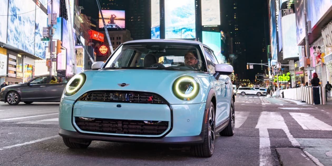 It’s stylish and fun: Check out the redesigned 2025 Mini Cooper Hardtop ...