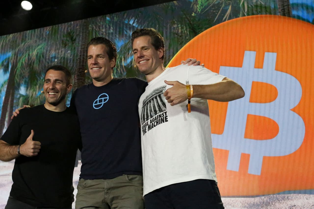 Gemeos Winklevoss Remando Qué Fue De Los Winklevoss, Los Gemelos A