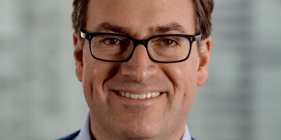 Top Amazon retail executive resigns less than two years after being ...