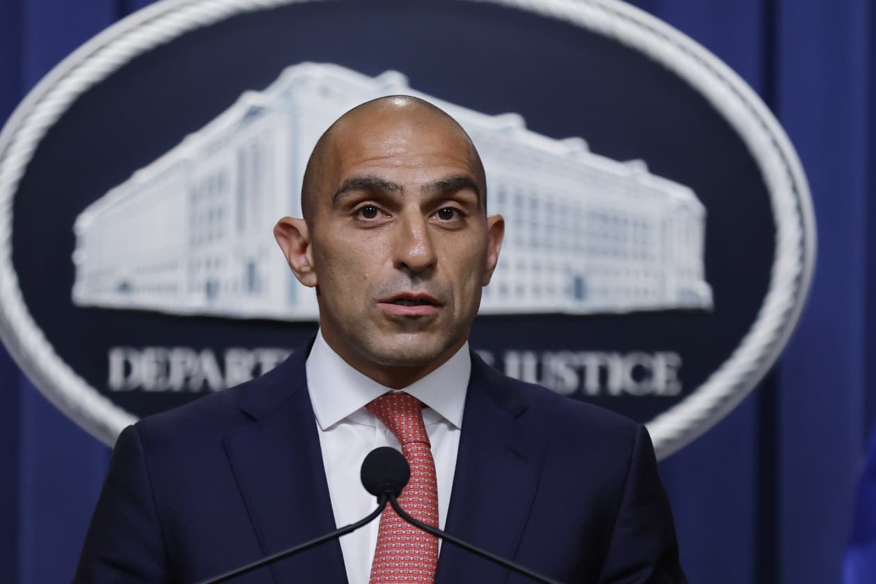 CFTC chief calls for ‘comprehensive’ rules to head off another FTX ...