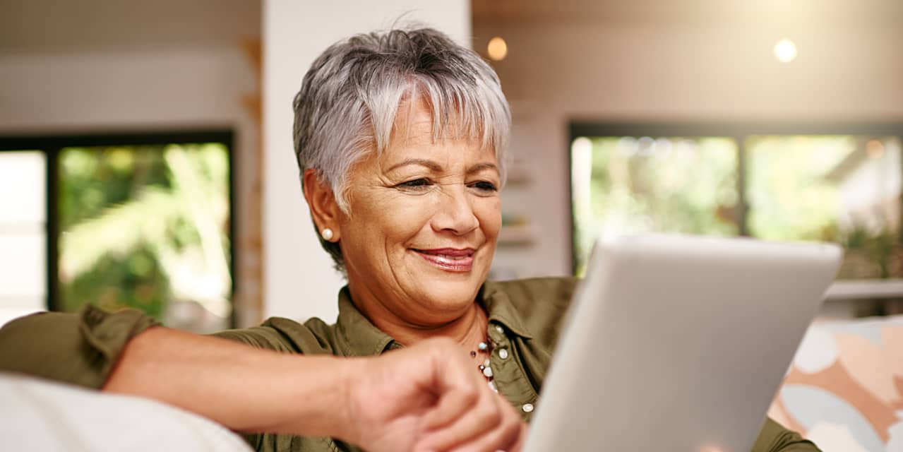 Older women cheat, too: What research reveals about the extramarital ...