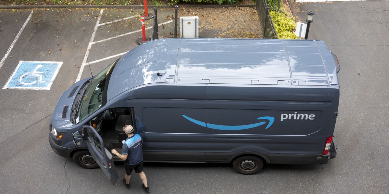 Amazon to raise average hourly pay for frontline workers to $19 in ...