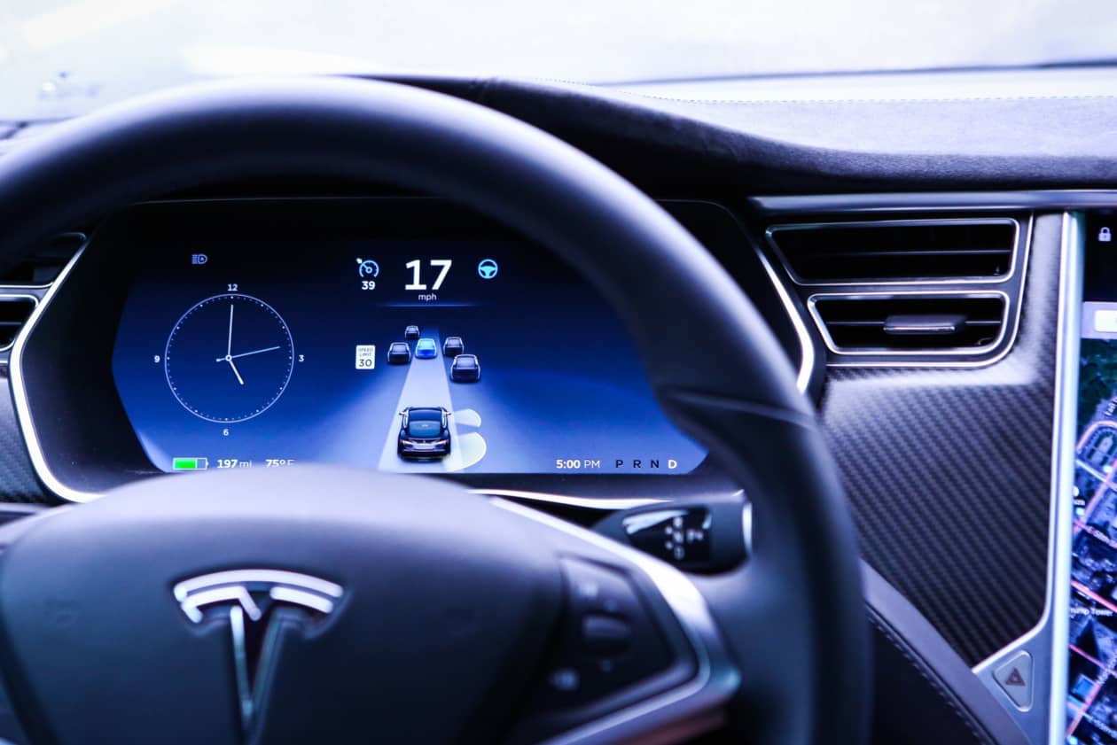 Lawsuit accuses Tesla of overstating Autopilot, Full Self Driving ...
