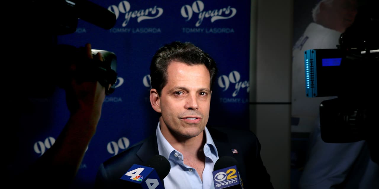 Why is FTX Ventures buying a 30% stake in Scaramucci’s SkyBridge ...
