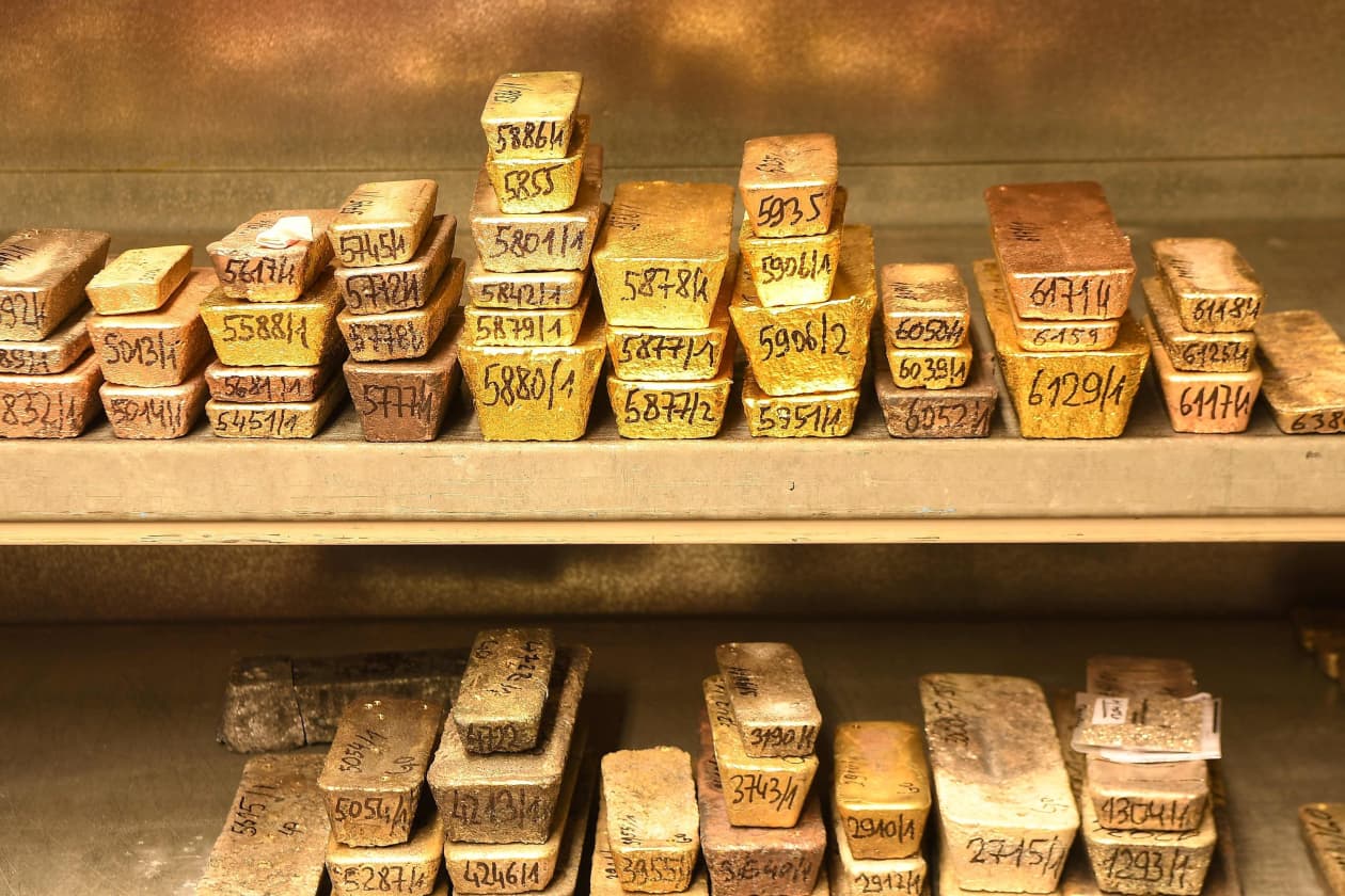 Gold prices post first gain in 7 sessions - MarketWatch