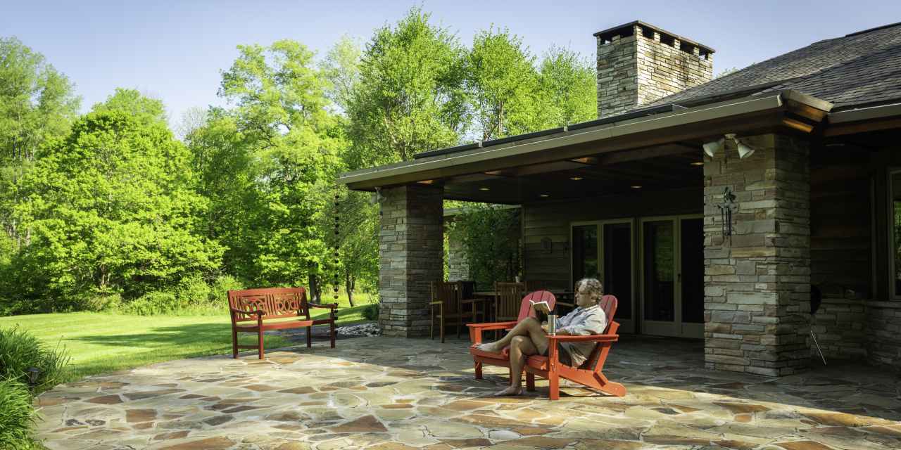 ‘I miss having a backyard’: At 67, do I pay cash for a house or put ...