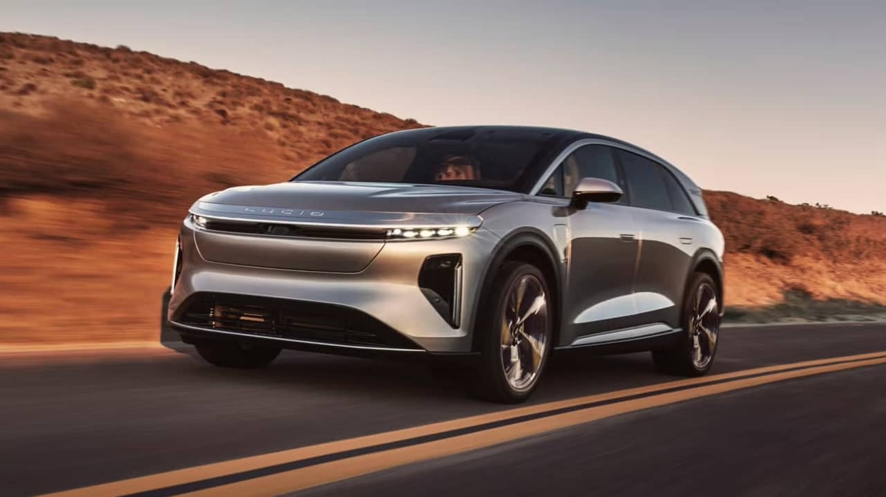 The 2025 Lucid Gravity Lucid is taking orders for its new SUV. Here s pricing and when can you get one. MarketWatch