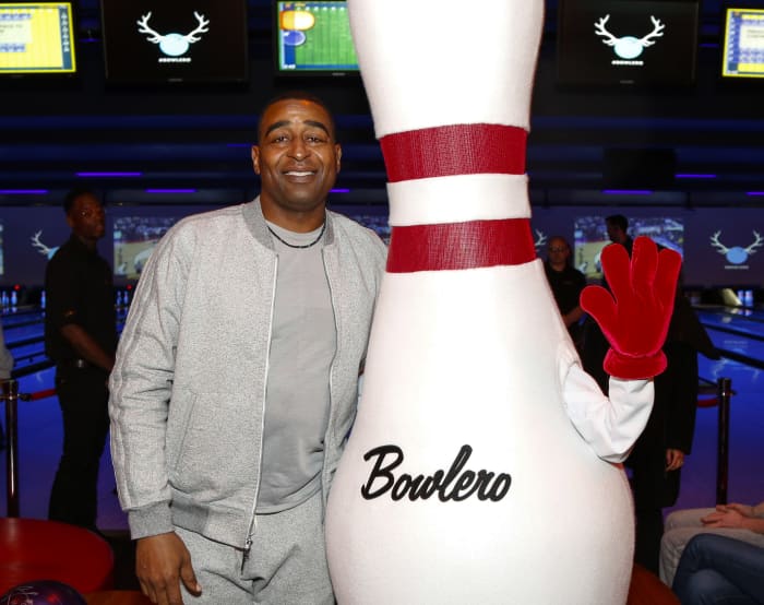 Buy Bowlero stock for the 'magic' of bowling, analyst says - MarketWatch