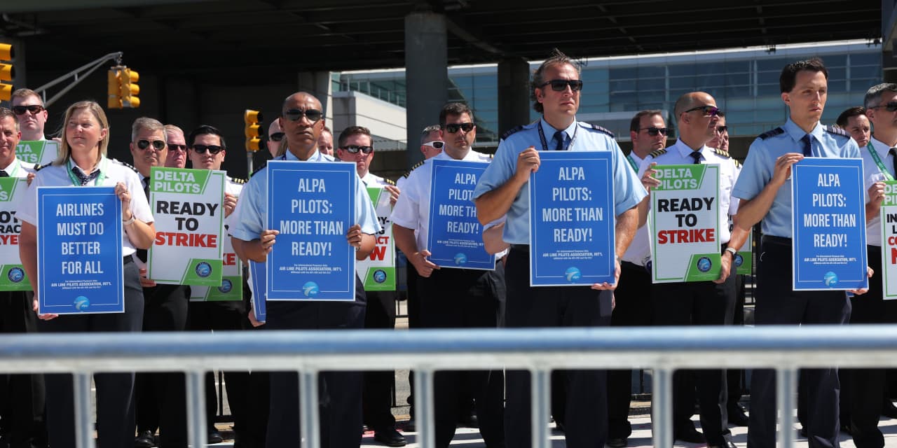 Is the U.S. stock market closed today? - MarketWatch