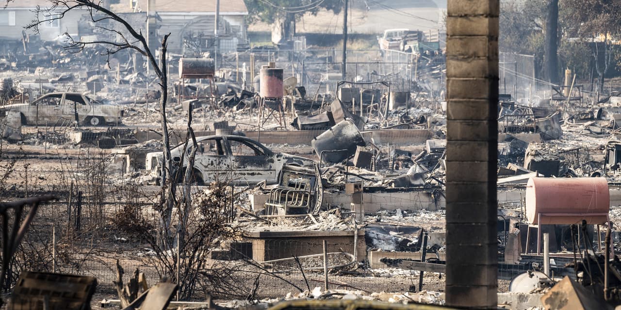 ‘Eerily quiet’: Most residents return to Northern California town after ...