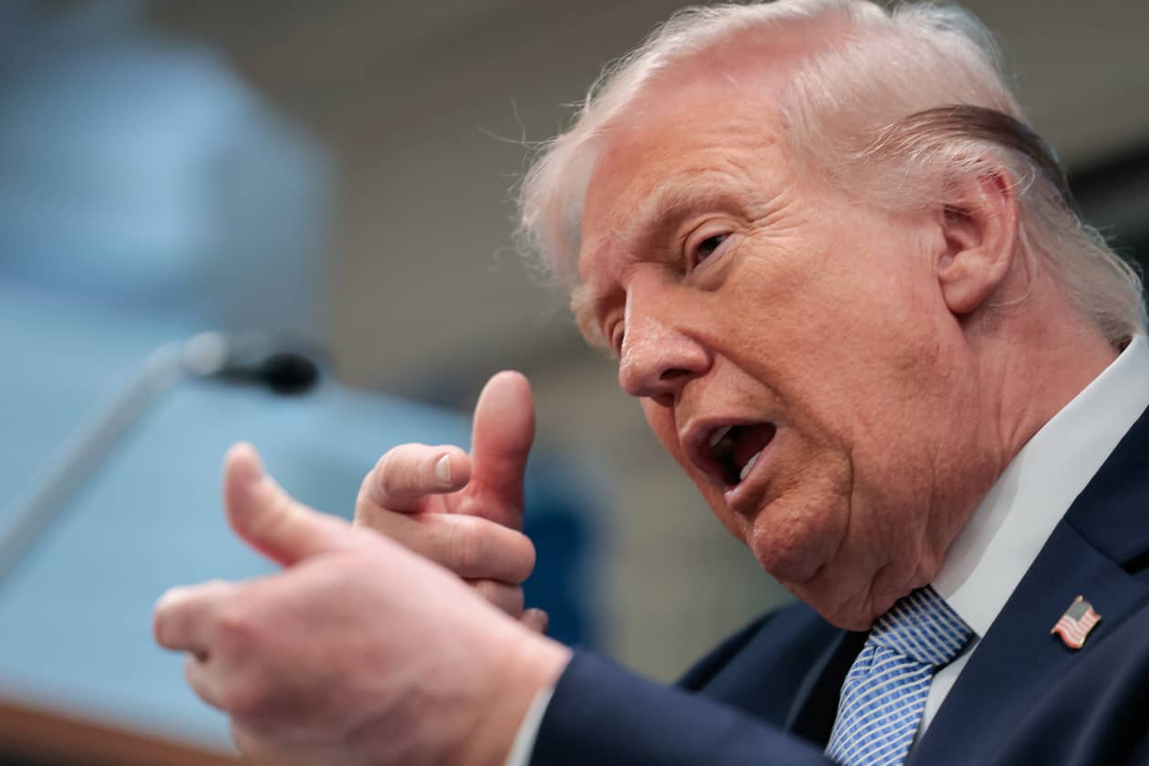 Stock futures surge, oil prices slide as Trump announces two-week cease ...