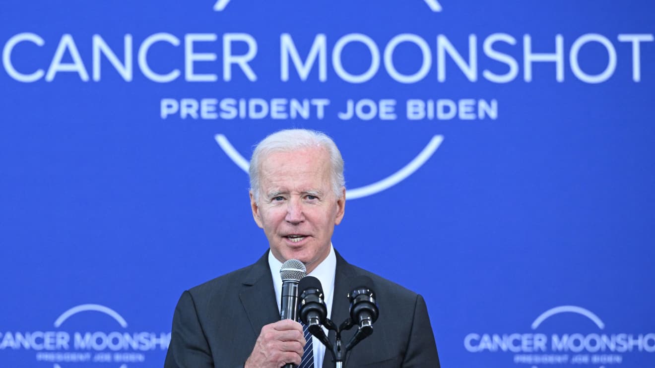 Biden signs executive order targeting biotech as he talks up 'cancer ...