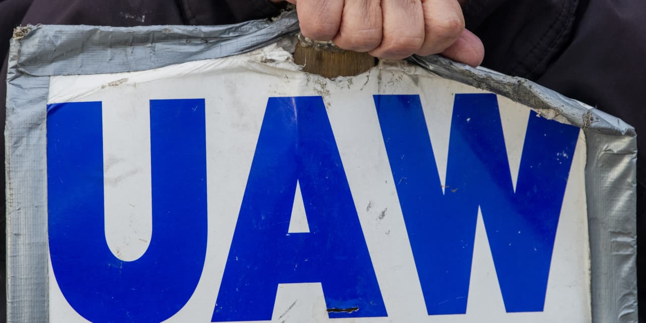 Work at Stellantis plant to resume after UAW ratifies labor deal ...