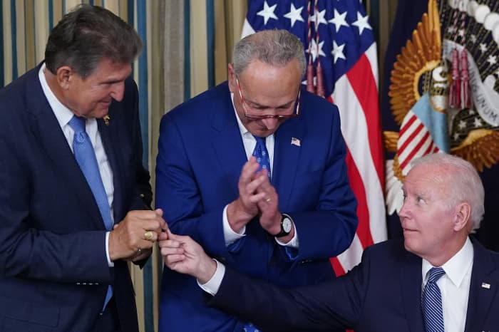 Manchin says ‘revenge politics’ are getting in the way of energy ...