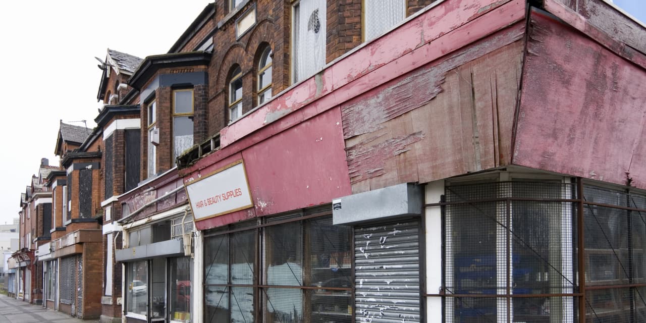 These sectors thrive in ‘deep recession’ scenario where yields fall and ...