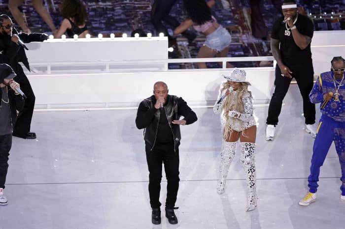 Apple Music replaces Pepsi as new sponsor of Super Bowl halftime show ...